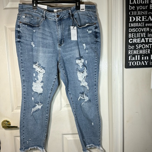 Judy Blue | Jeans | Judy Blue High Rise Shark Bite Skinny Jeans Light ...